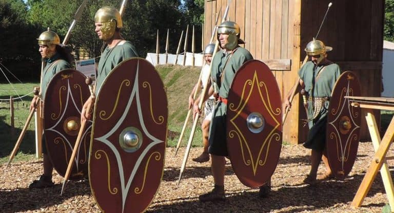 Festivalul Roman APULUM 2018 - „Începuturi”: Peste 300 de reenactori ...