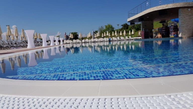 19 iunie: Astoria Pool Park își redeschide porțile, în sezonul estival ...