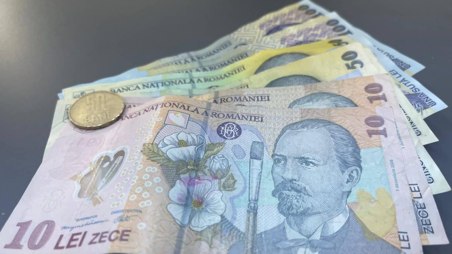 Dobânda obținută de cămătari poate fi confiscată. Decizie la Înalta ...