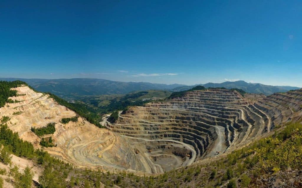 Licența de exploatare a cuprului de la Roșia Poieni, județul Alba ...