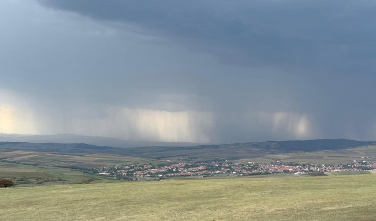 Coduri galbene de vânt puternic și furtuni în Alba și alte județe ...