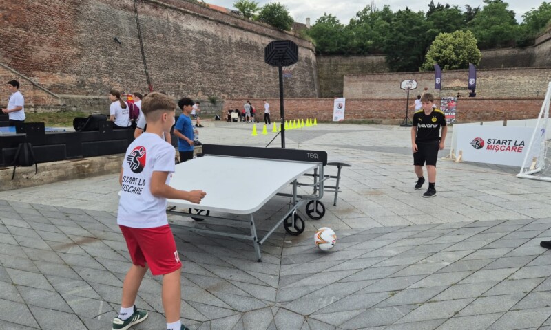 VIDEO: Activăți sportive, în Șanțurile Cetății Alba Carolina: Baschet ...