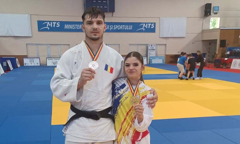 FOTO: Medalii câștigate de sportivii de la CS Unirea Alba Iulia la ...