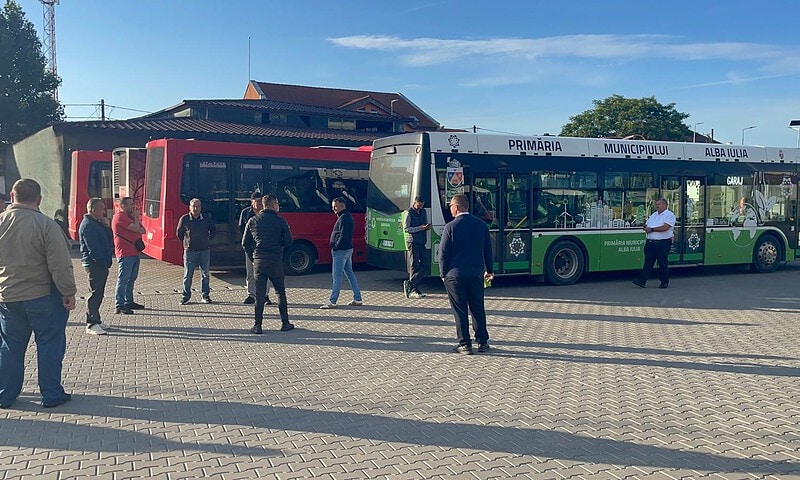 VIDEO: Transportul public din Alba Iulia, BLOCAT de un protest al ...